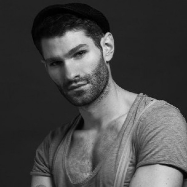 Alexander James biography, divorce, married