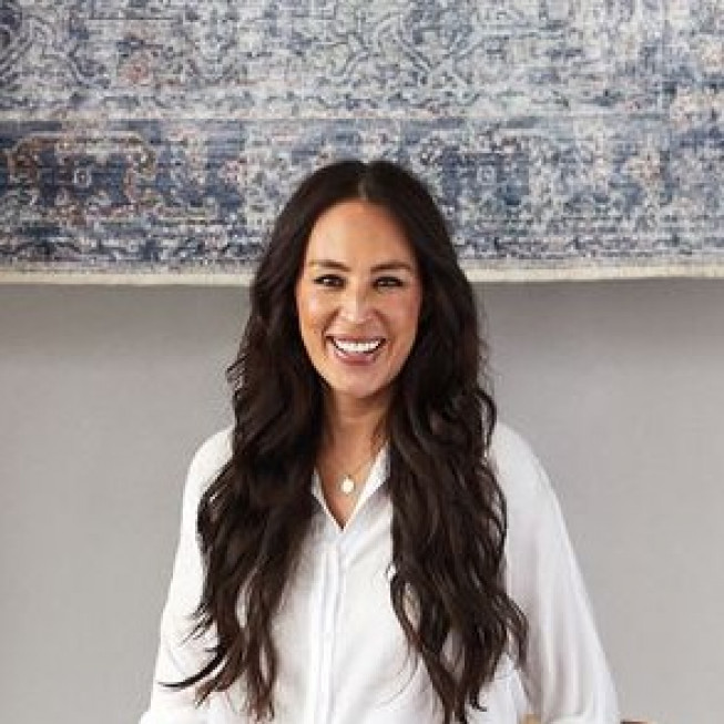 Joanna Gaines bio, age, husband, divorced, facts, career